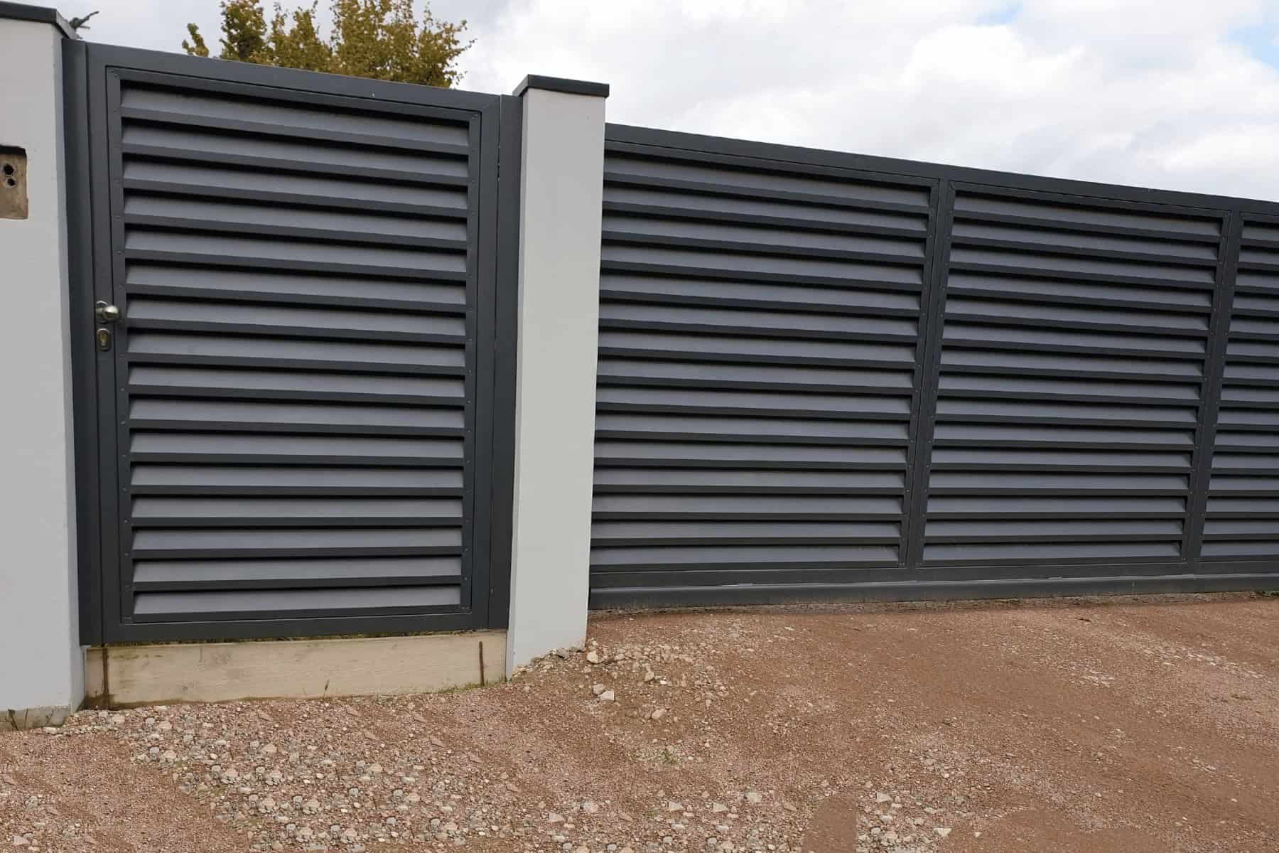 Commercial Fence Installation in Beaumont, TX | Legendary Fence Company